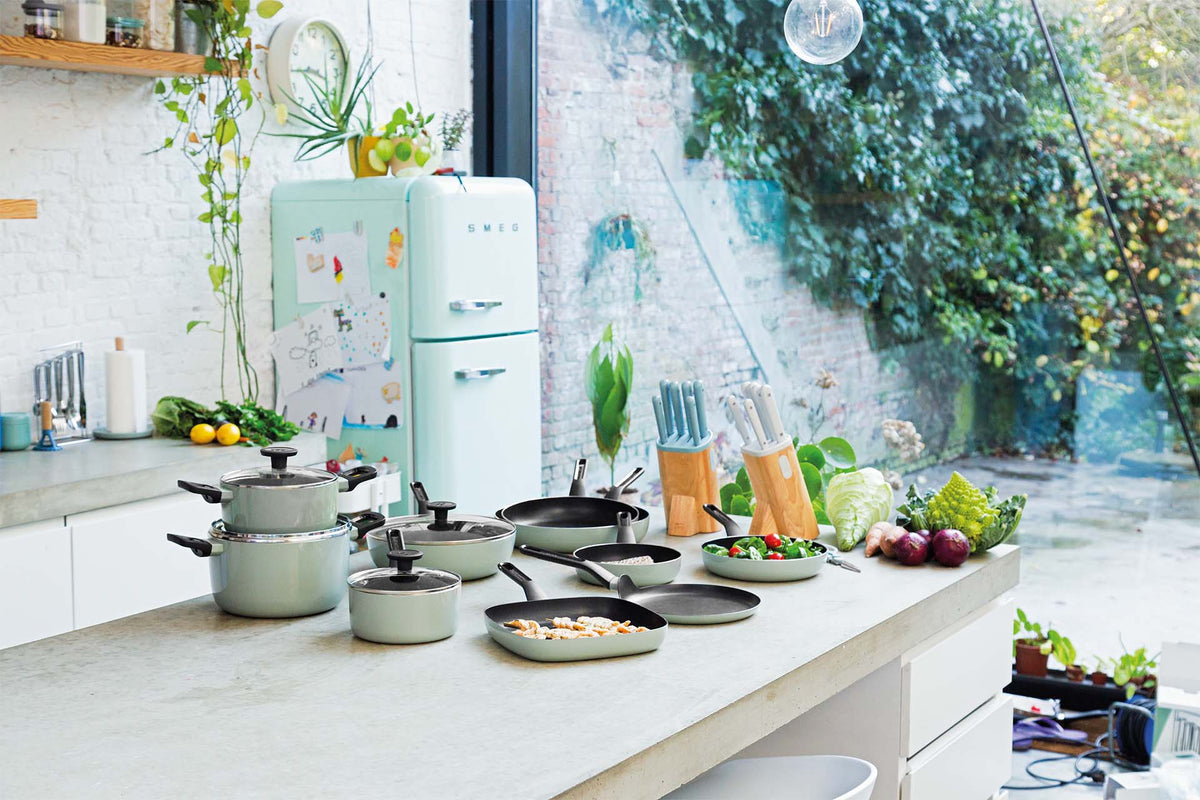 BergHoff Leo Covered Saucepan Sage 18 cm - Leo – Deco Housewares